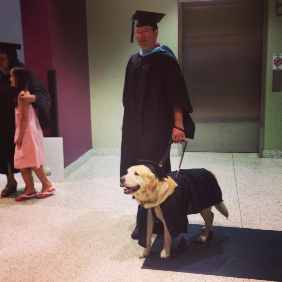 55 Photos Showing The Pure Love Of A Service Dog
